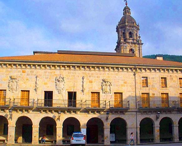 Viajes a Vergara - Encuentra el viaje de tus sueños | Viajes.com
